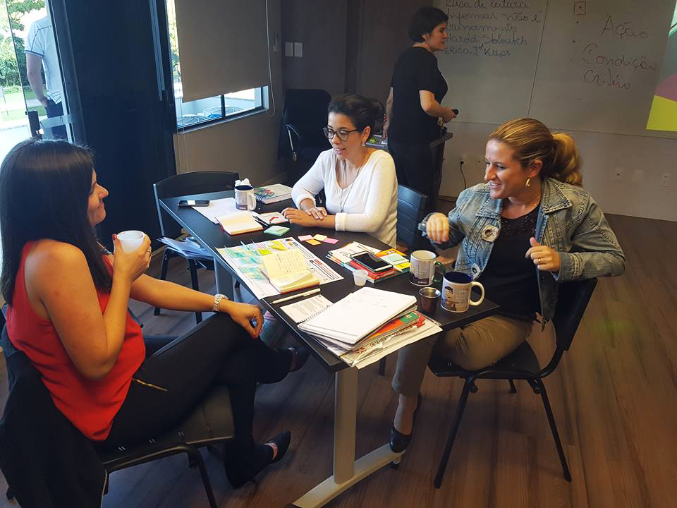 Dia de desenvolvimento - Workshop com Flora Alves - Ágora-Entertraining